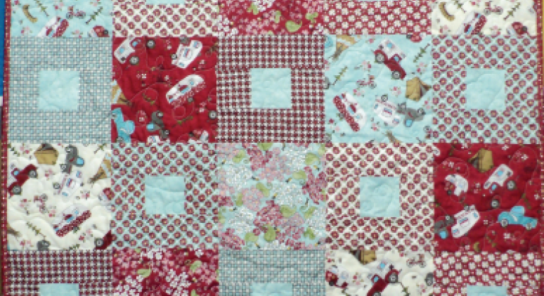 Free Pattern – 11 Fat Quarters Hole in the Wall Quilt – Jeri's Quilt Patch